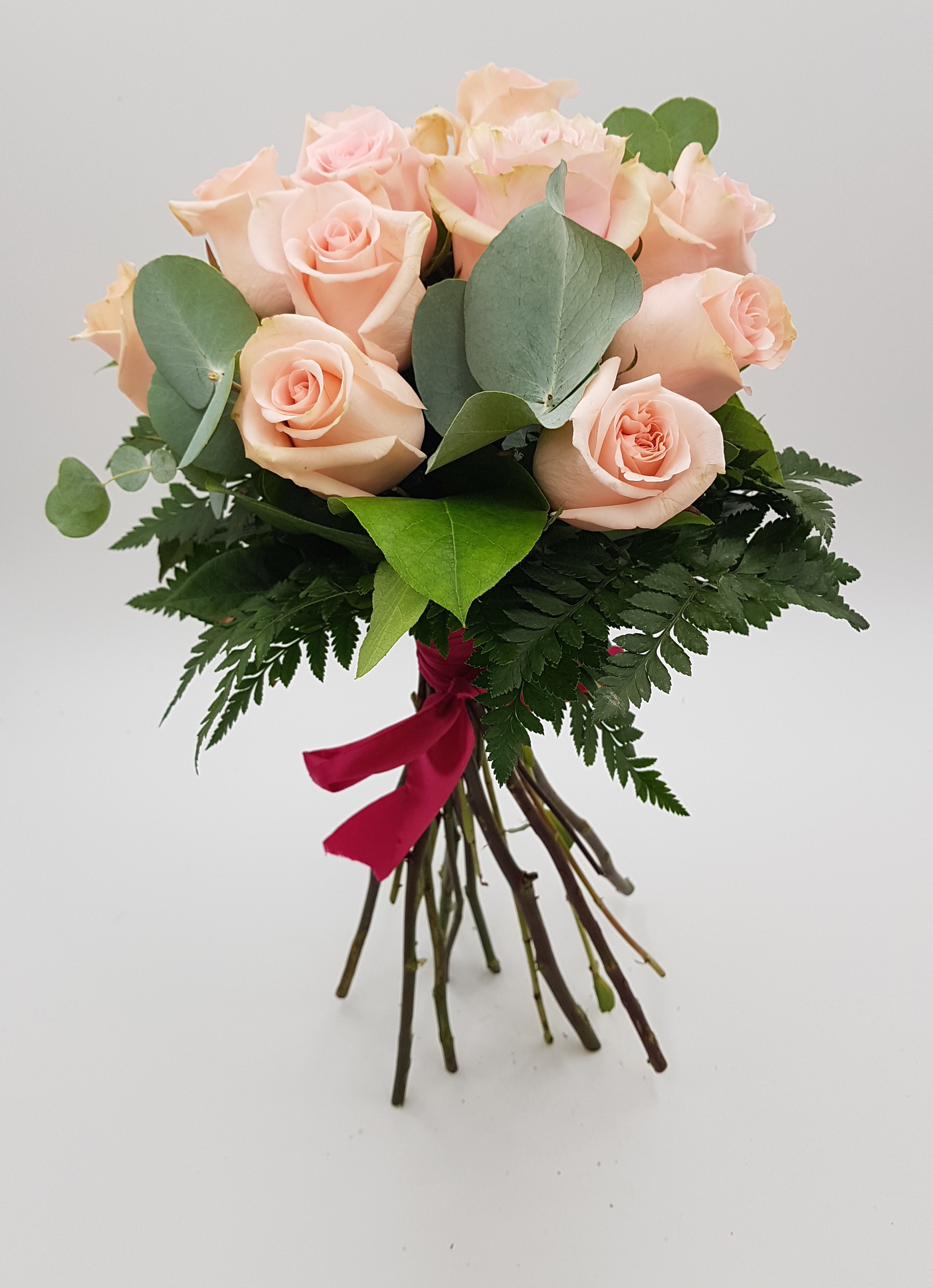 Buchet trandafiri roz pentru momente delicate